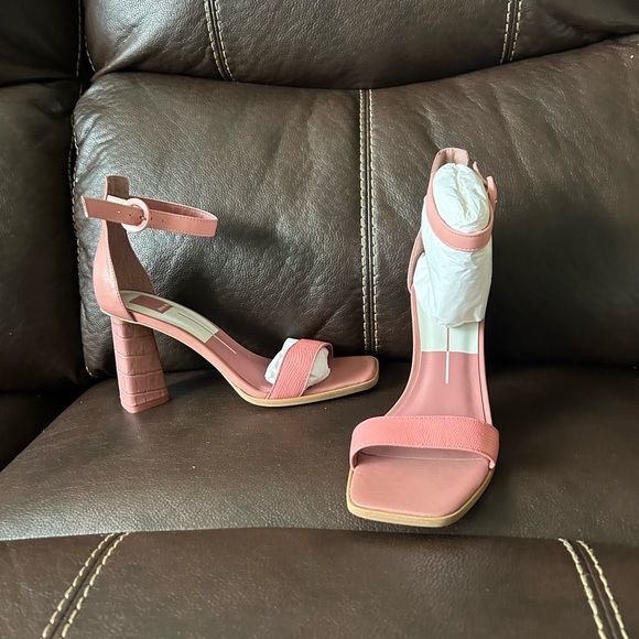 Dolce Vita | Shoes | Dolce Vita Fiona Pink Leather Sandal New In Box ...